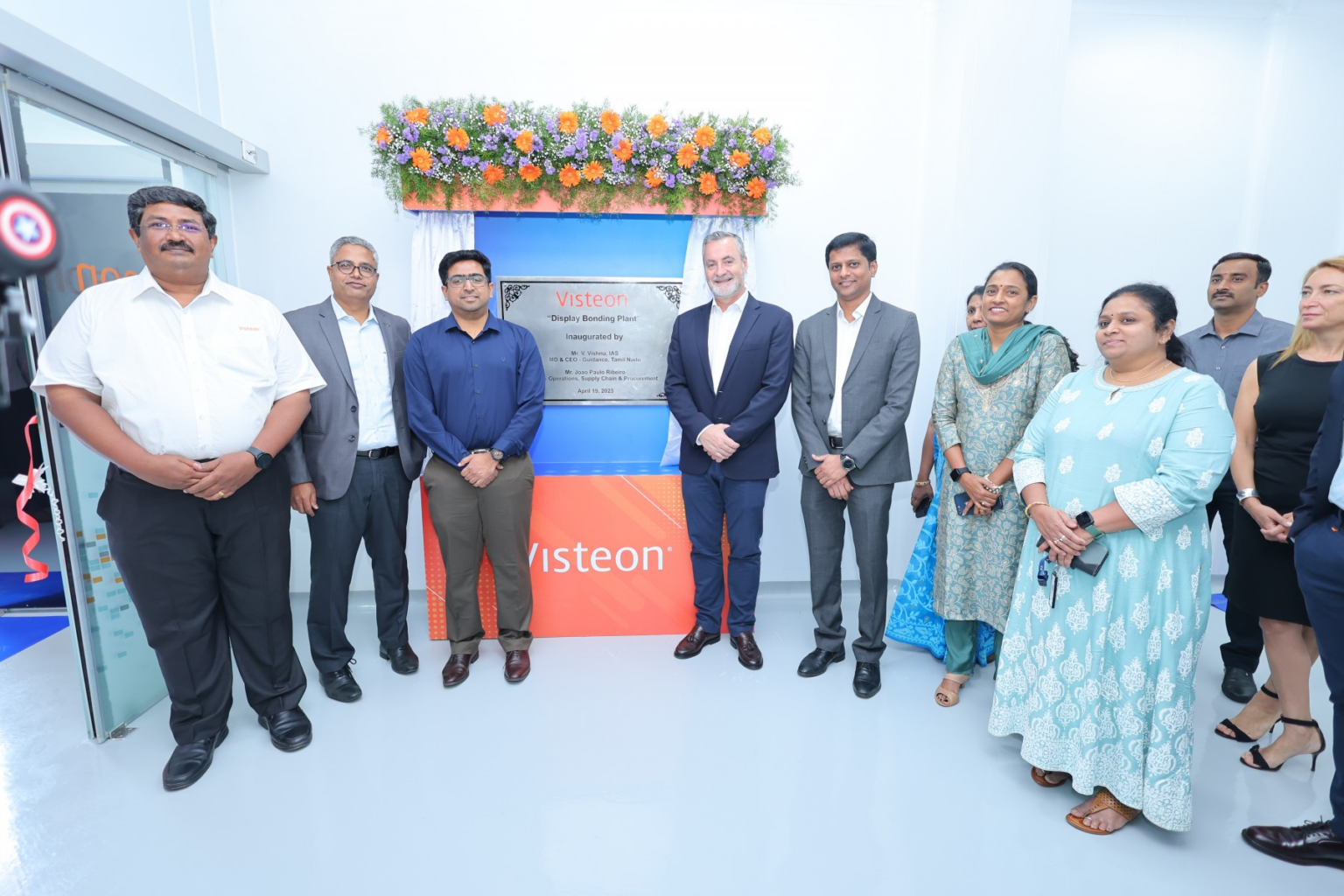 Visteon Opens India’s First Automotive Display Bonding Center in ...